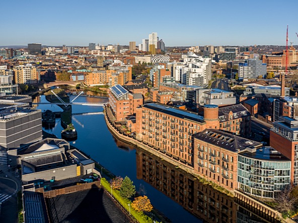 Market research viewing facility opens in Leeds | News | Research Live